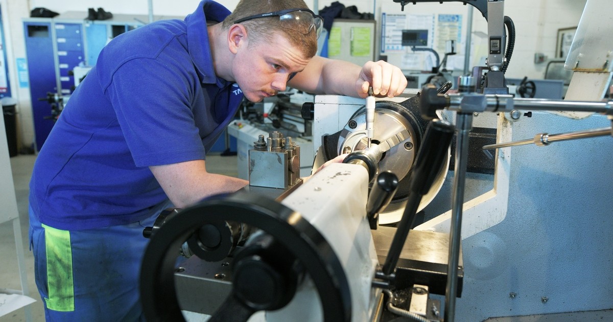 Higher National Certificate (HNC) Mechanical Engineering | Coleg Sir Gâr